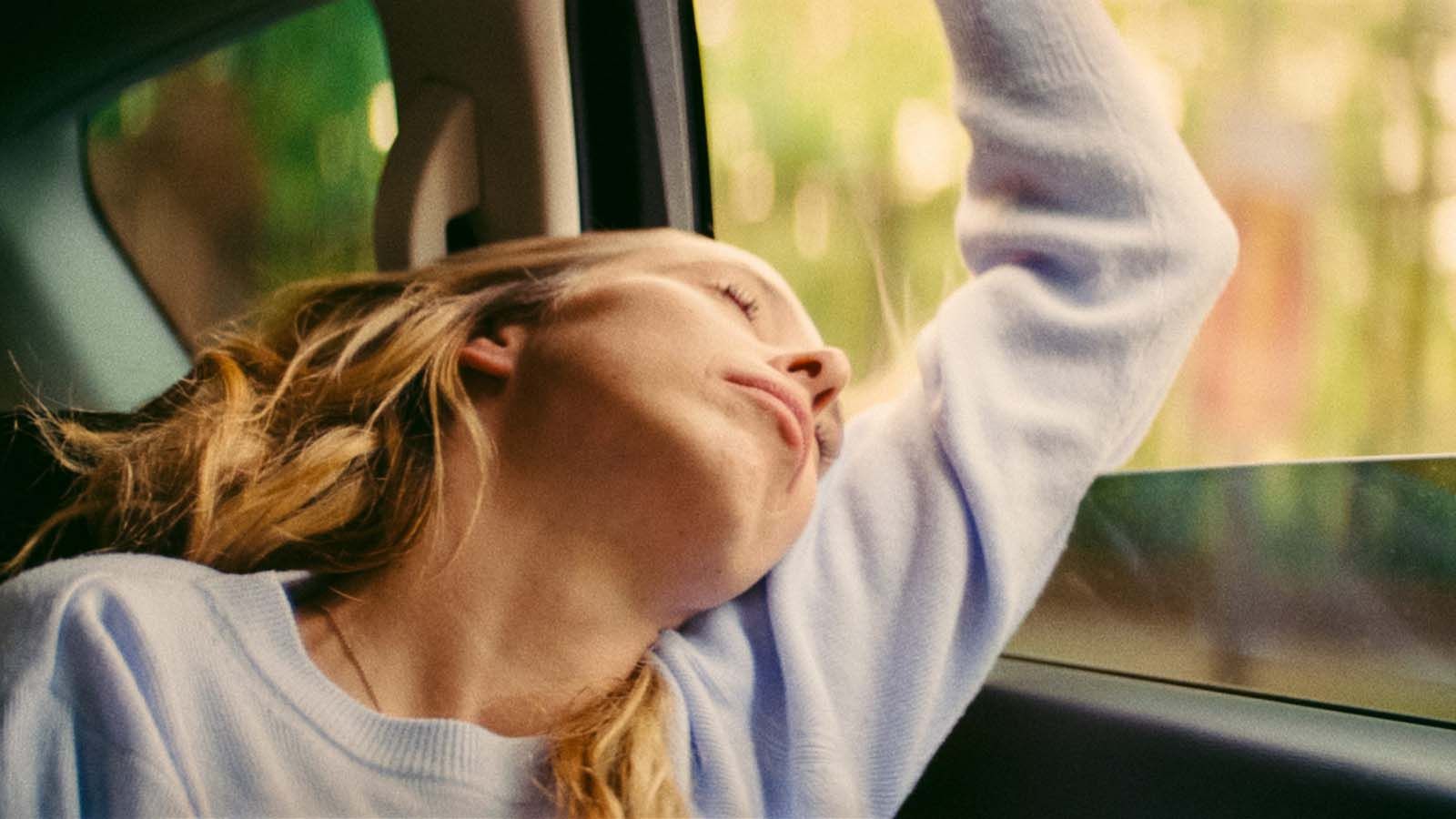 Foto zum Film Glück/Bliss - Bild 6 auf 15 - FILMSTARTS.de