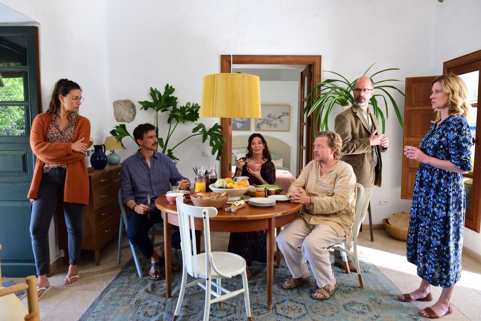 Bild zu Caroline Peters - Der Nachname : Bild Justus von Dohnányi, Caroline Peters, Florian ...