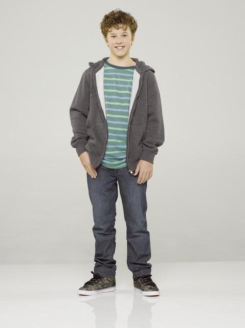 Modern Family: Vignette (magazine) Nolan Gould - 630 von 1074 ...