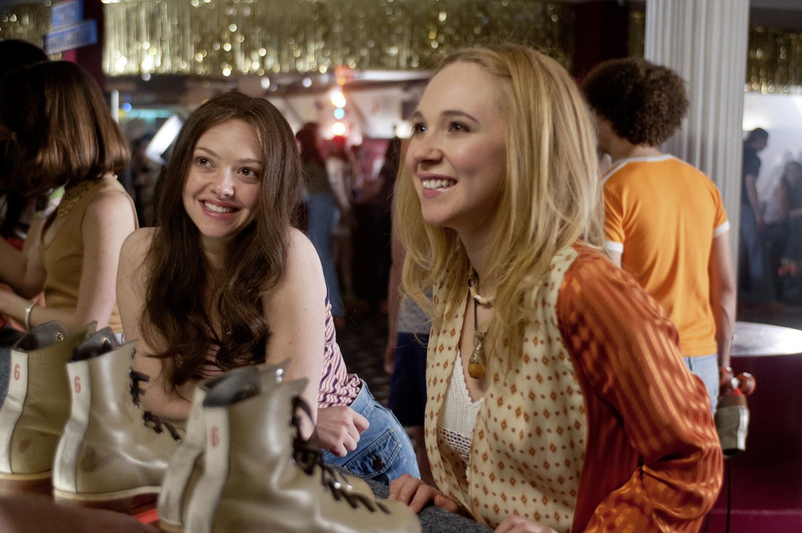 Bild zu Juno Temple - Lovelace : Bild Amanda Seyfried, Juno Temple ...