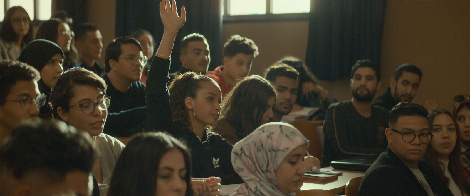 Bild zu Oulaya Amamra - Bild Oulaya Amamra - Foto 8 von 50 - FILMSTARTS.de
