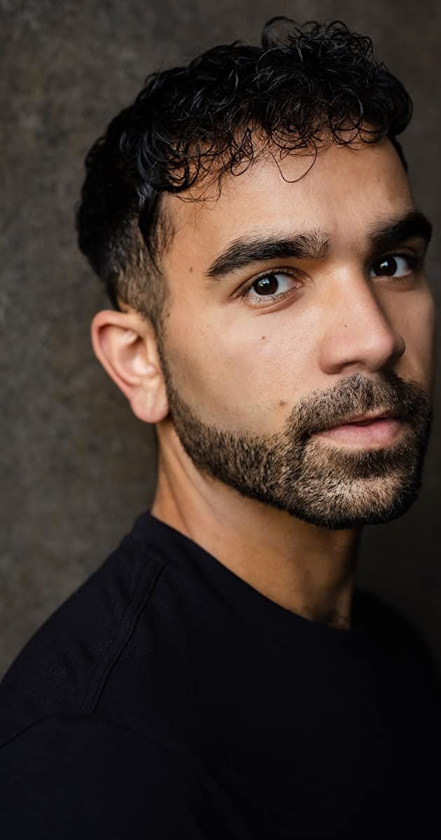 Bild zu Omar Baroud - Kinoposter Omar Baroud - Foto 0 von 1 - FILMSTARTS.de