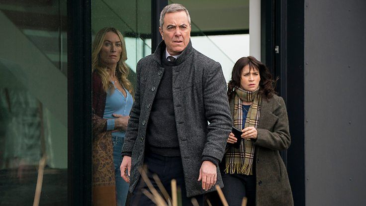 Bloodlands - Die Goliath-Morde: Bild Charlene McKenna, Lisa Dwan, James Nesbitt - 1 von 8 ...