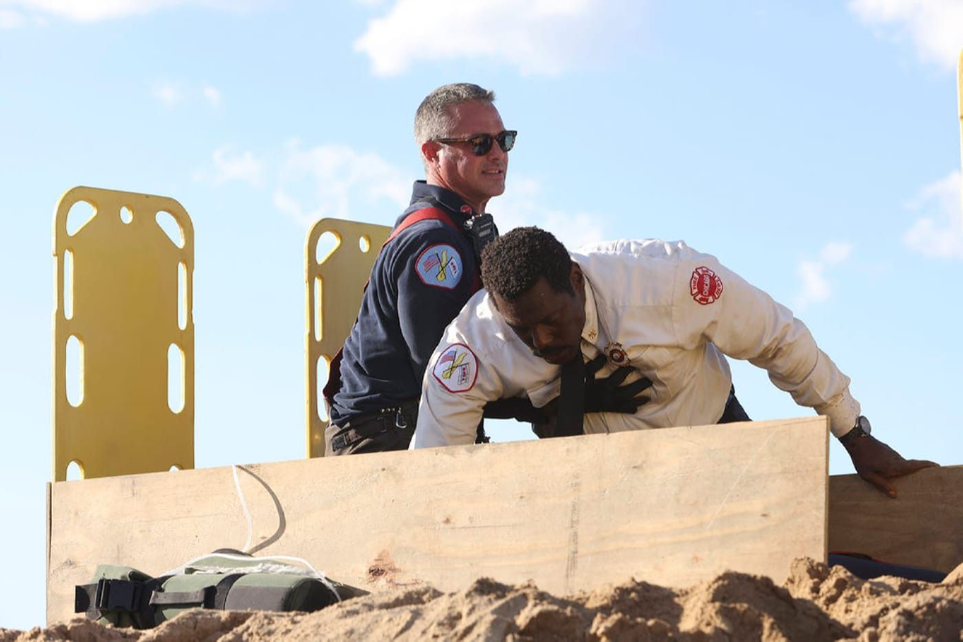 Bild zu Eamonn Walker - Chicago Fire : Bild Eamonn Walker, Taylor ...