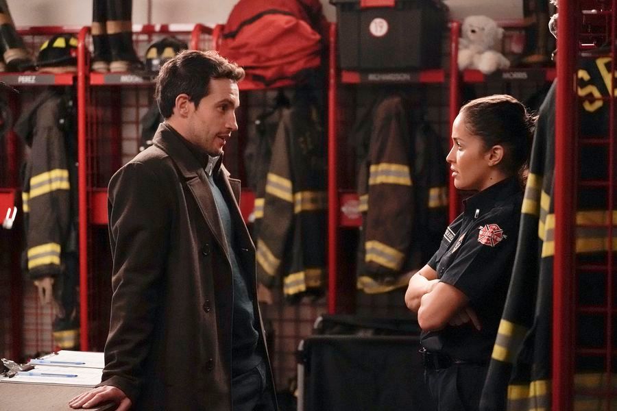 Bild zu Jaina Lee Ortiz - Seattle Firefighters - Die jungen Helden ...
