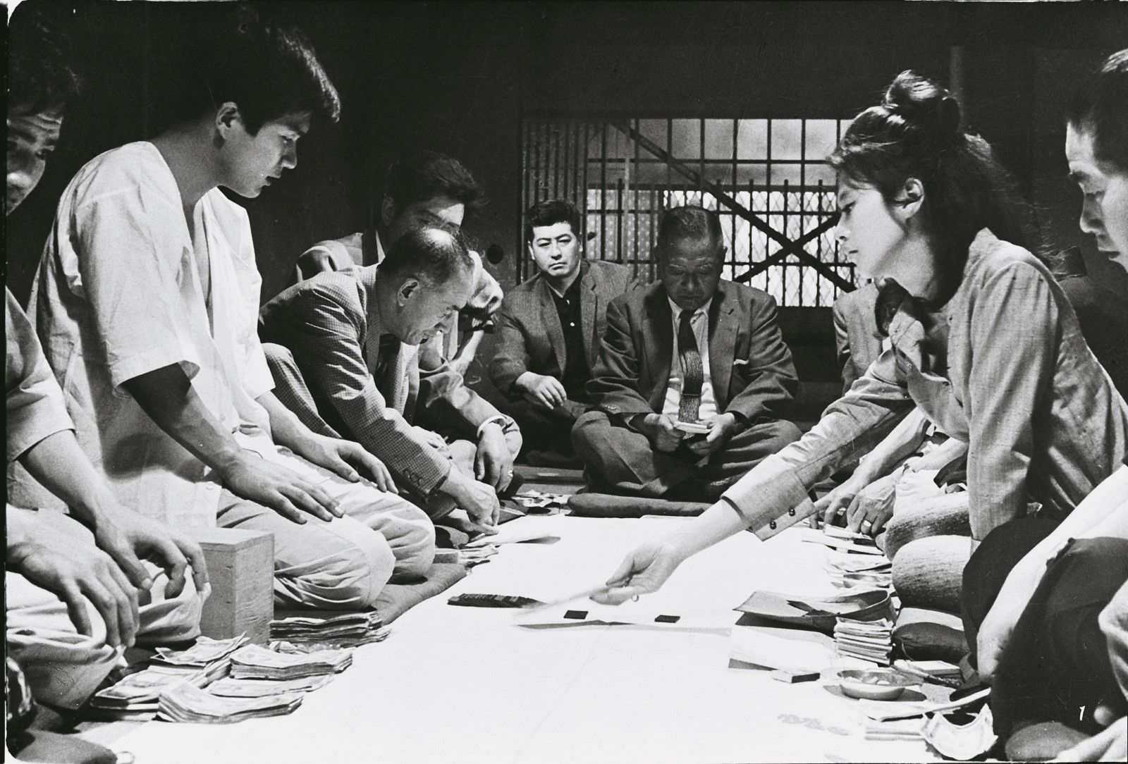 Foto zum Film Pale Flower - Bild 7 auf 17 - FILMSTARTS.de