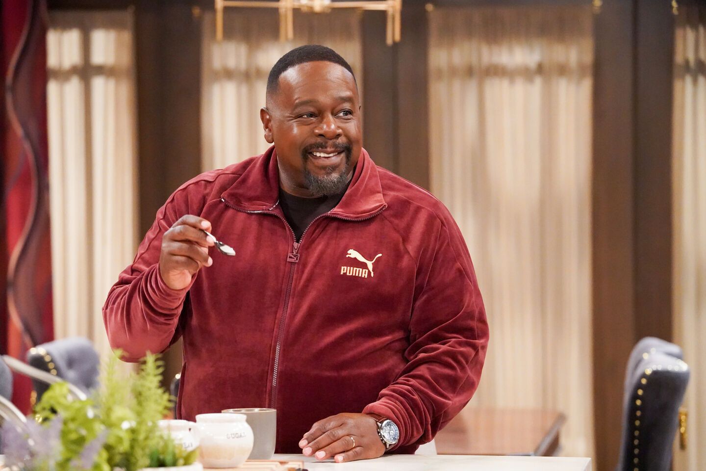 The Neighborhood: The Neighborhood : Bild Cedric The Entertainer - 3 ...