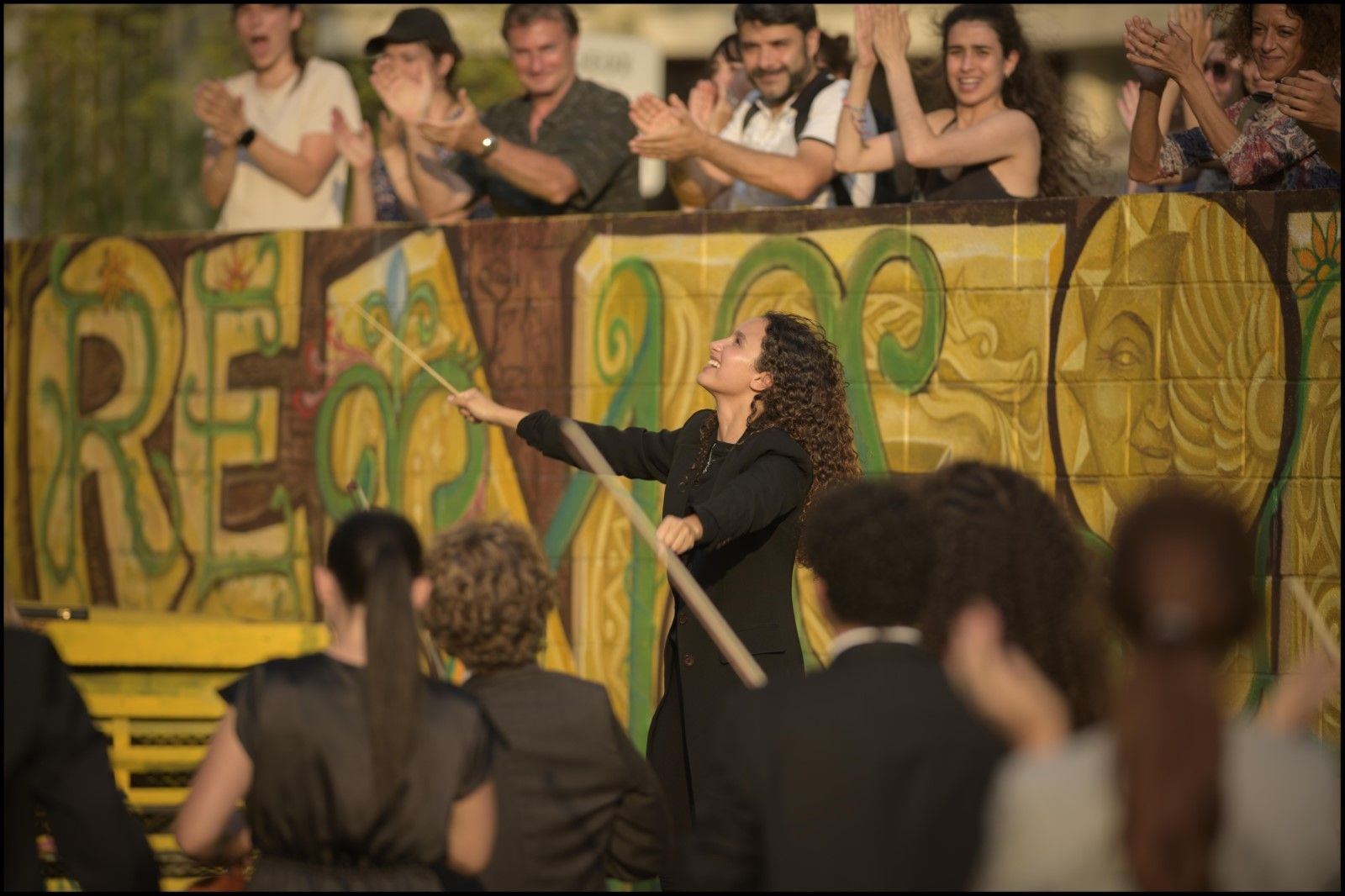 Foto zum Film Divertimento - Ein Orchester für alle - Bild 4 auf 12 ...