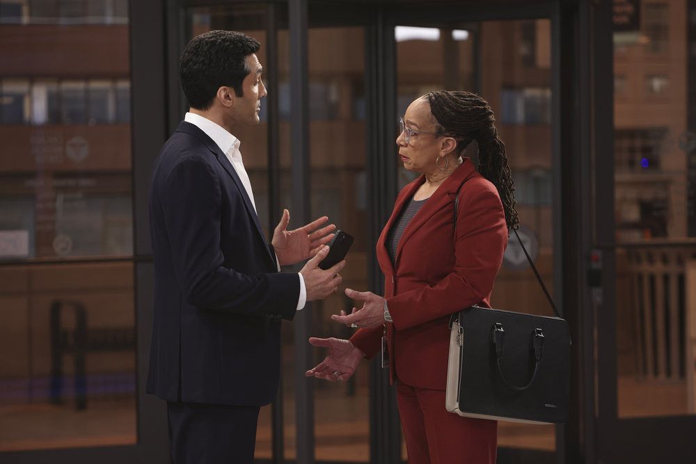 Chicago Med: Chicago Med : Bild Dominic Rains, Sasha Roiz - 10 von 630 ...
