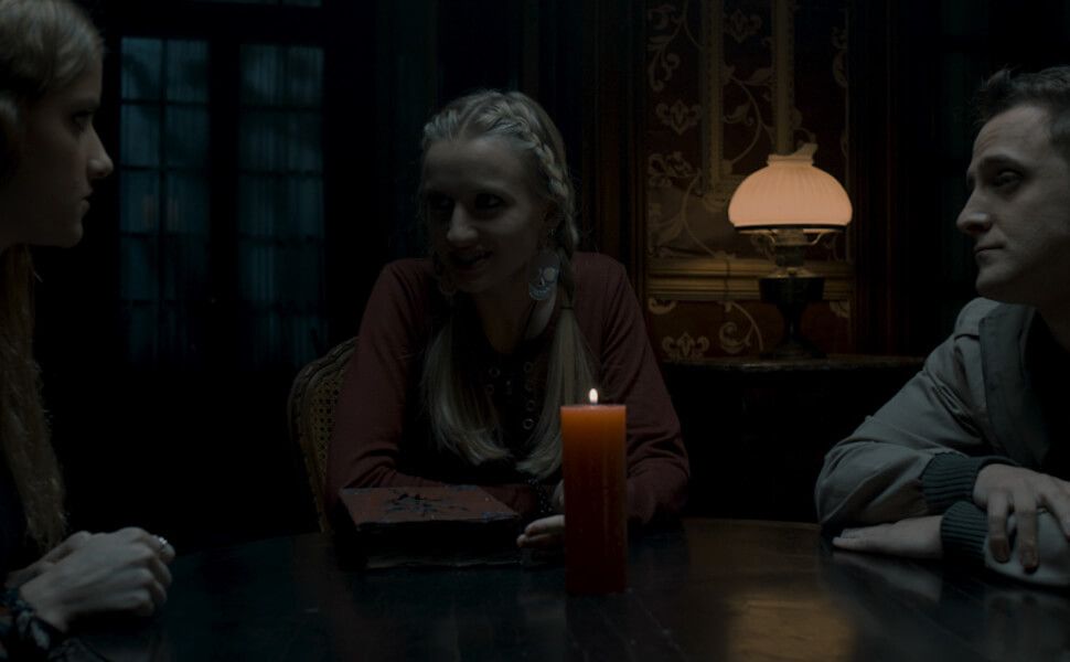 Foto zum Film The Red Book Ritual - Bild 1 auf 10 - FILMSTARTS.de