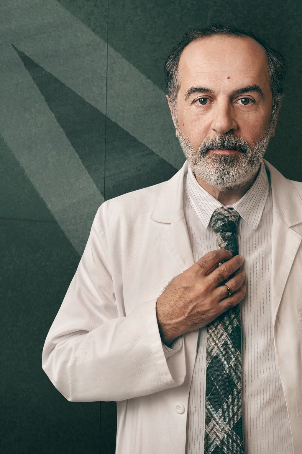 Doktor Ballouz Staffel 3 - FILMSTARTS.de