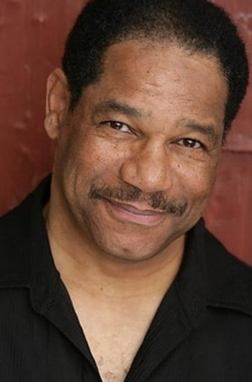 Bild zu Dan Martin - Kinoposter Dan Martin - Foto 0 von 1 - FILMSTARTS.de