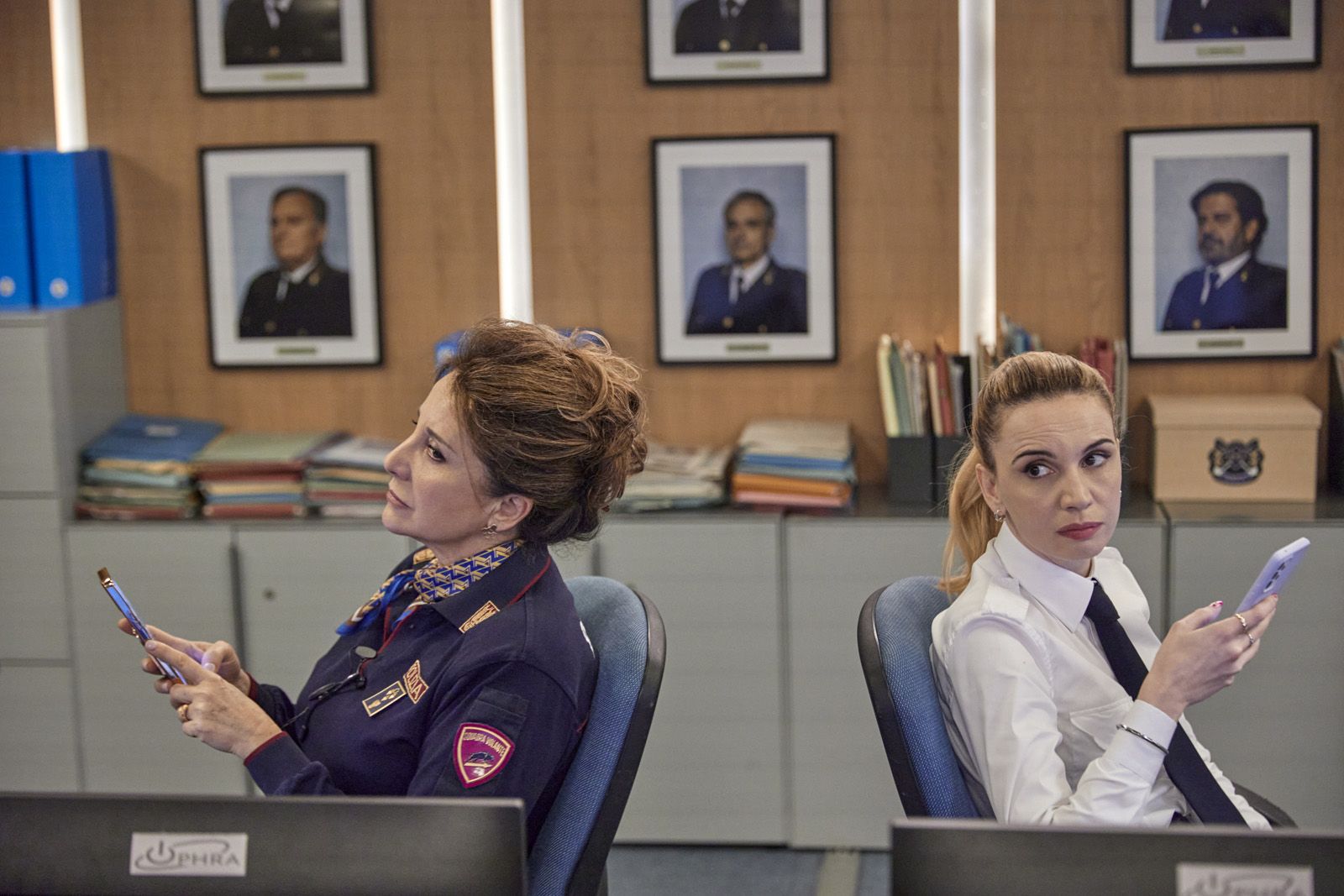 No Activity: Niente da Segnalare: Bild Carla Signoris, Emanuela Fanelli ...