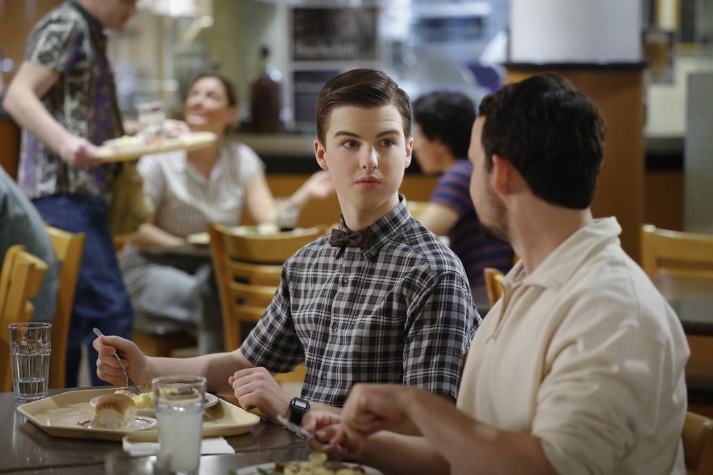 Young Sheldon: Young Sheldon : Bild Iain Armitage - 4 von 275 ...