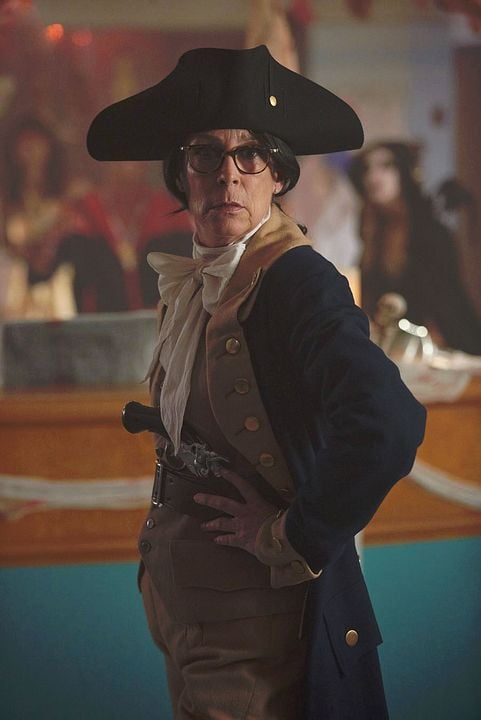 Bild zu Jamie Lee Curtis - Scream Queens : Bild Jamie Lee Curtis - Foto ...