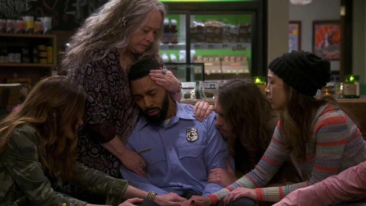 Poster Disjointed staffel 1 - Poster 18 von 28 - FILMSTARTS.de