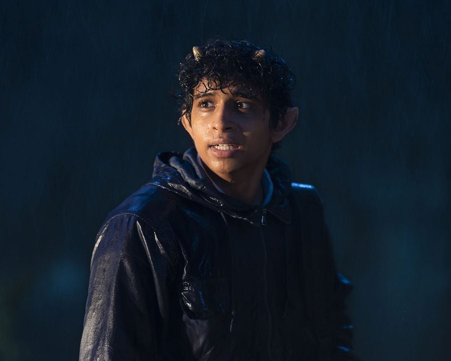Percy Jackson: Die Serie: Bild Aryan Simhadri - 24 von 29 - FILMSTARTS.de