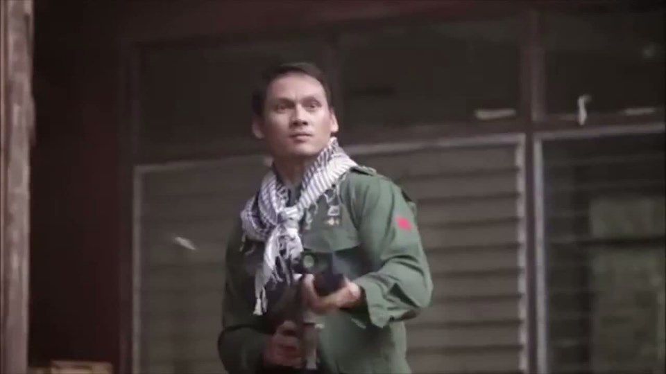 Death Fighter Trailer - Death Fighter Trailer OV - FILMSTARTS.de