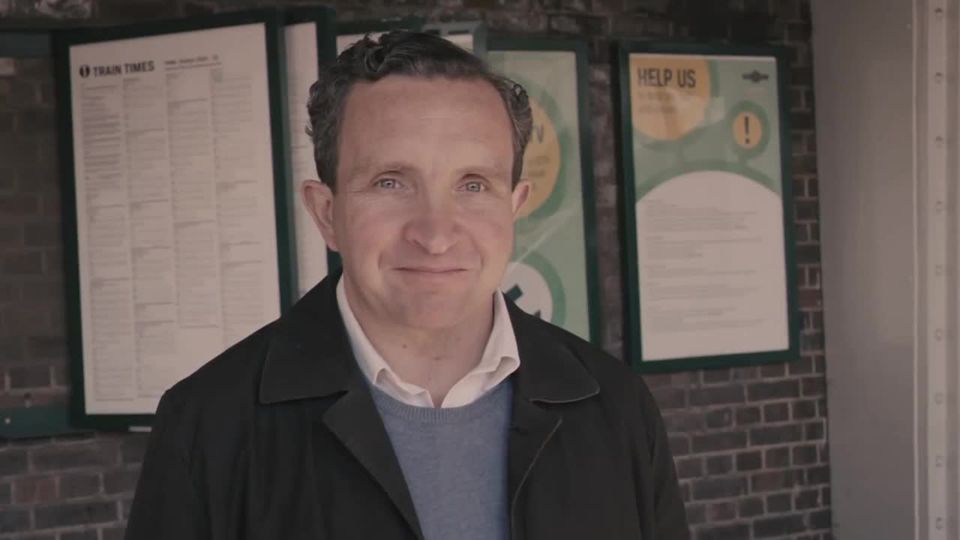 Mr. May und das Flüstern der Ewigkeit Trailer - Mr. May und das ...