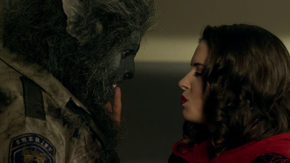 WolfCop Trailer - WolfCop Trailer DF - FILMSTARTS.de