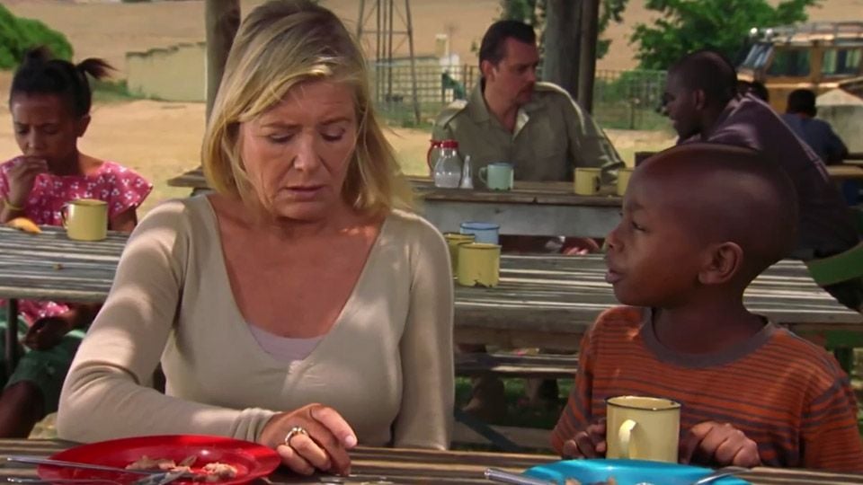 Auf der Spur des Löwen Trailer - Auf der Spur des Löwen Trailer DF ...