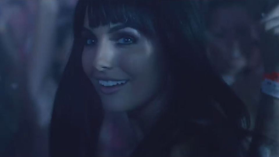 Sundown Trailer - Sundown Trailer OV - FILMSTARTS.de