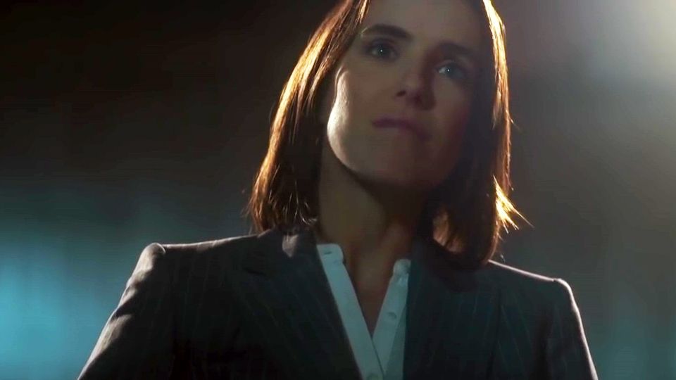 Agent Trailer - Agent Trailer OV - FILMSTARTS.de