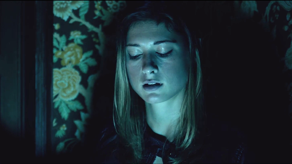 Clara Teaser - Clara Teaser OV - FILMSTARTS.de