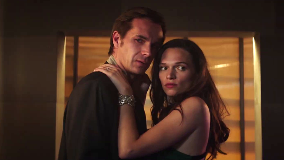 LX 2048 Trailer - LX 2048 Trailer DF - FILMSTARTS.de