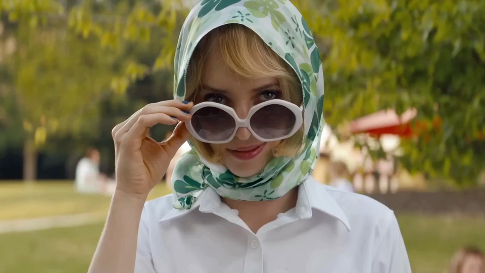 Do Revenge Trailer - Do Revenge Trailer OV - FILMSTARTS.de