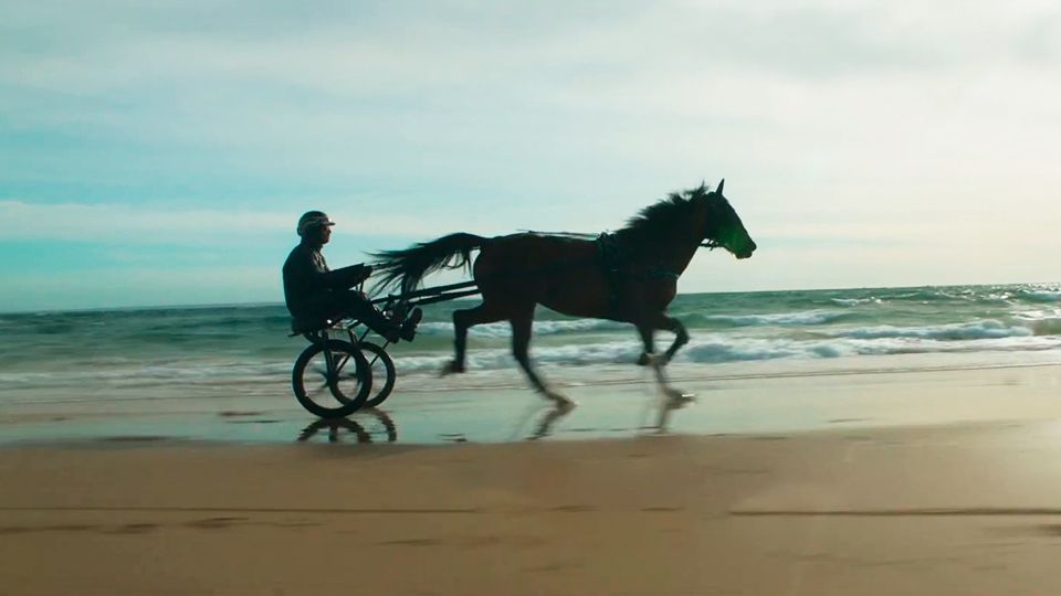 Zoe & Sturm Trailer - Zoe & Sturm Trailer OmeU - FILMSTARTS.de