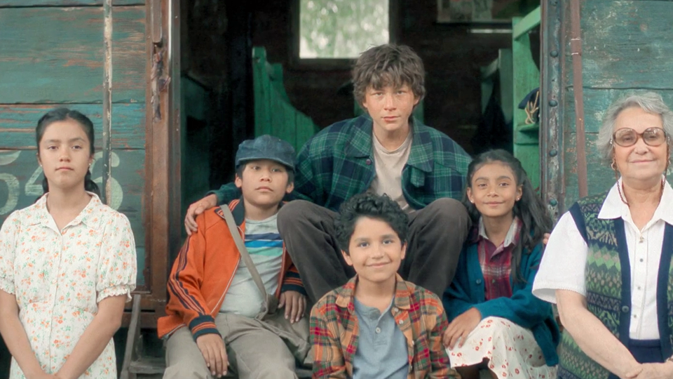 El Último Vagón Trailer - El Último Vagón Trailer OV - FILMSTARTS.de