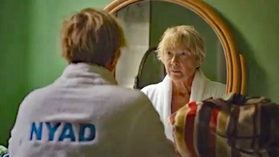 Nyad Trailer - Nyad Trailer DF - FILMSTARTS.de