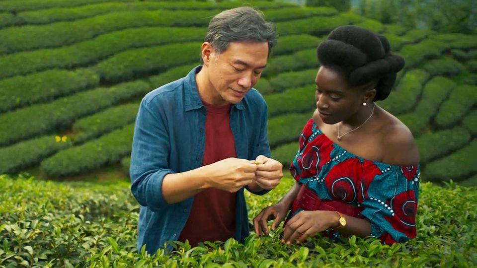 Black Tea Trailer - Black Tea Trailer OV - FILMSTARTS.de