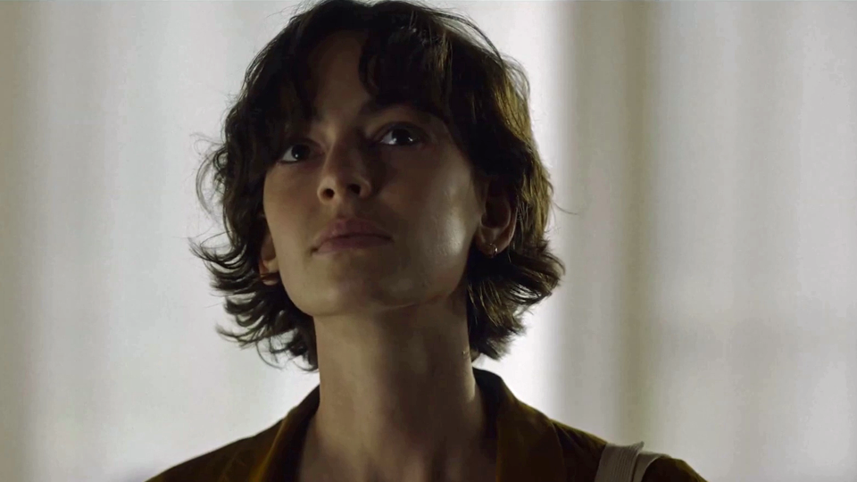 Amelia's Children Trailer - Amelia's Children Trailer OV - FILMSTARTS.de